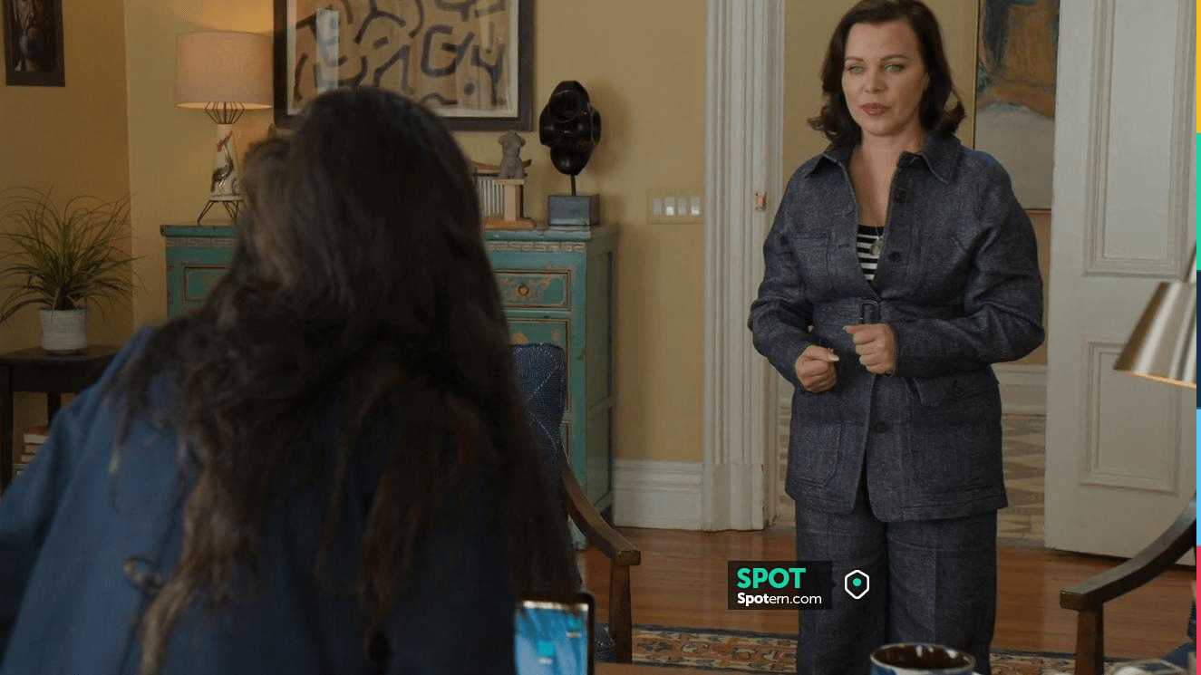 Pantalon large LVIR High Rise Wide Leg porté par Maggie Amato (Debi ...