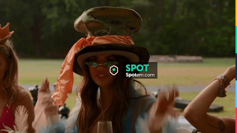 Poppy Lissiman Cat Eye Mirrored Sunglasses worn by Grace Lilly as seen ...