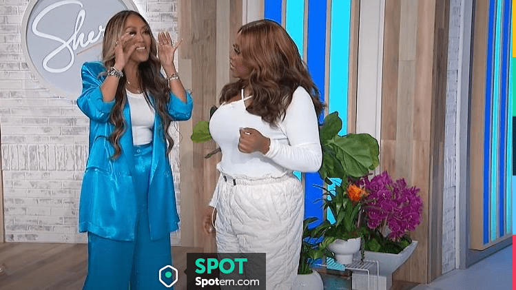 Alice and Olivia Dylan High Waist Wide Leg Pants worn by Mally Roncal ...