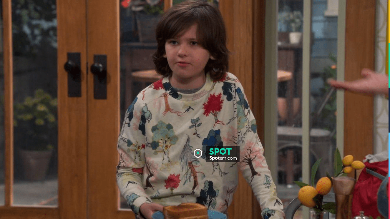 Molo Forest Friends Mandy Sweatshirt worn by Hank Greenspan as seen in ...