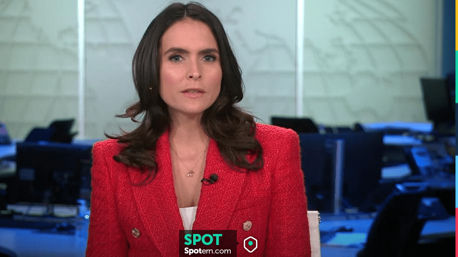 Blazer de doble pecho texturizado de Zara usado por Lilia Luciano como ...