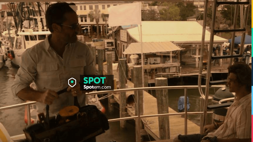 Chemise Columbia à manches longues portée par Ward Cameron (Charles ...