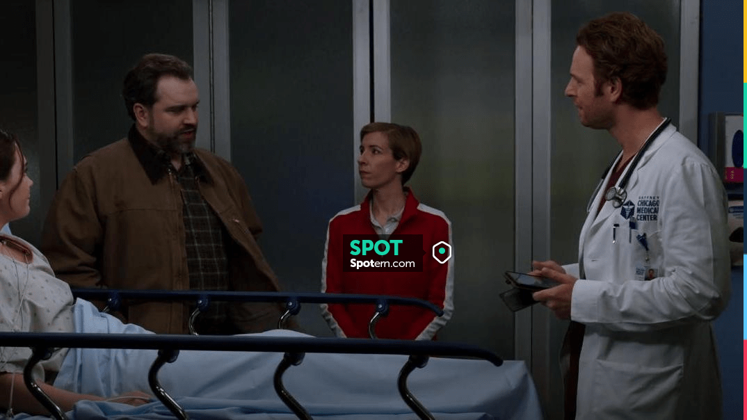 Joy Lab By Target Red Track Jacket. porté par Cindy McCoy (Aimee Parker ...