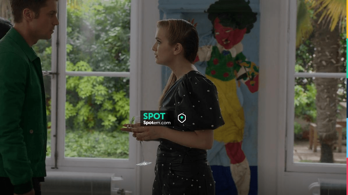 Isabel Marant Aniba Off The Shoulder Clodded Leather Top porté par ...