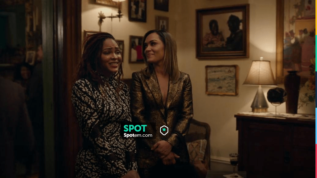 Sandro Gone Blazer worn by Quinn Joseph (Grace Gealey) as seen in ...