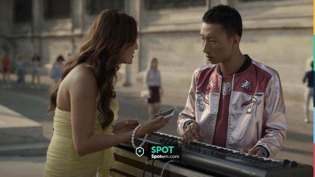 Atelje Cloudy Phone Cord worn by Mindy Chen (Ashley Park) as seen in ...