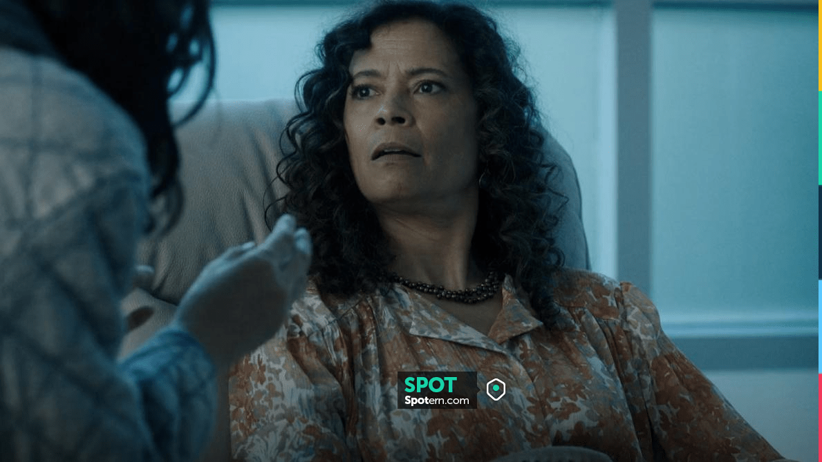 Vince Garden Floral Print Silk Blouse worn by Ellie (Erica Gimpel) as ...