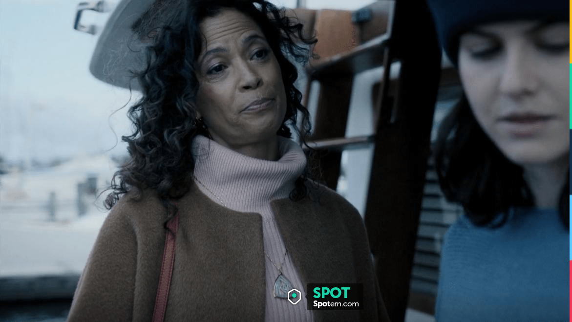 Peggy Li Deco Rose Pendant Necklace worn by Ellie (Erica Gimpel) as ...