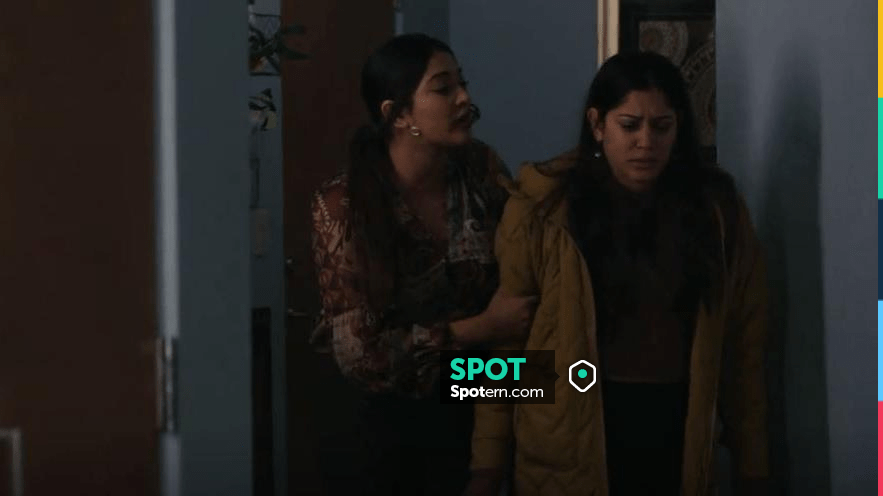 Free People Pria Pack­able Puffer Jack­et worn by Padma Devi (Aneesha ...