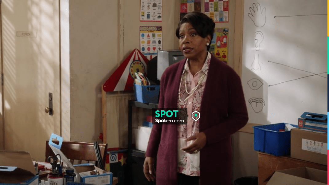 Zara Flowy Print Blouse worn by Barbara Howard (Sheryl Lee Ralph) as ...