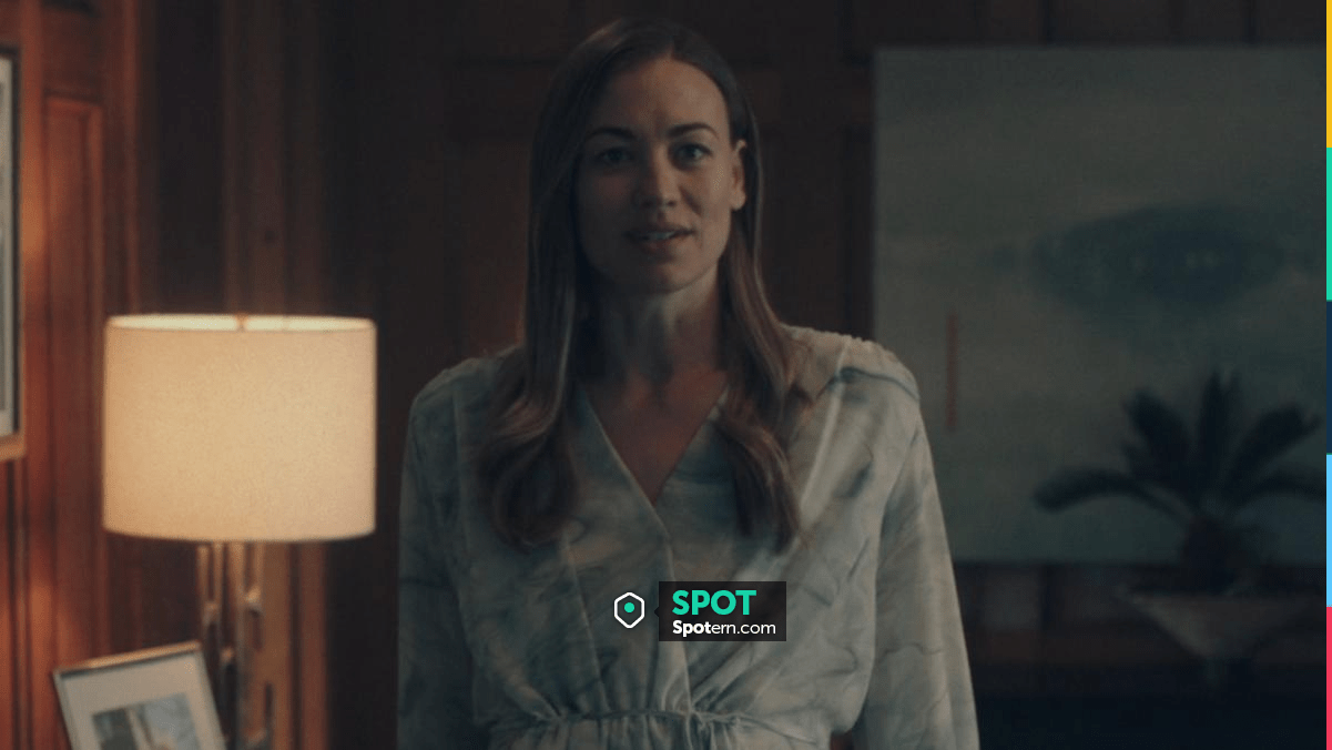 The Dynamite Clothing blouse worn by Serena Joy Waterford (Yvonne ...