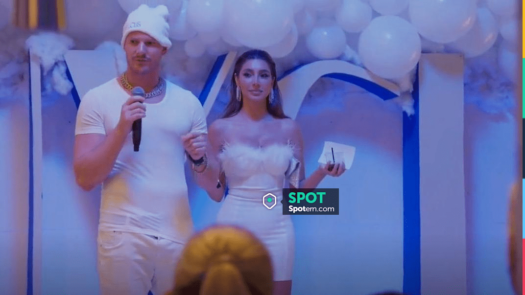 Retrofete Torin Mini robe embellie portée par Jordana Barnes vue dans ...