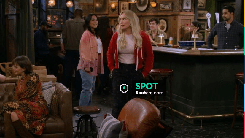 Gucci La­dy­bug Cropped Trousers worn by Sophie (Hilary Duff) as seen ...
