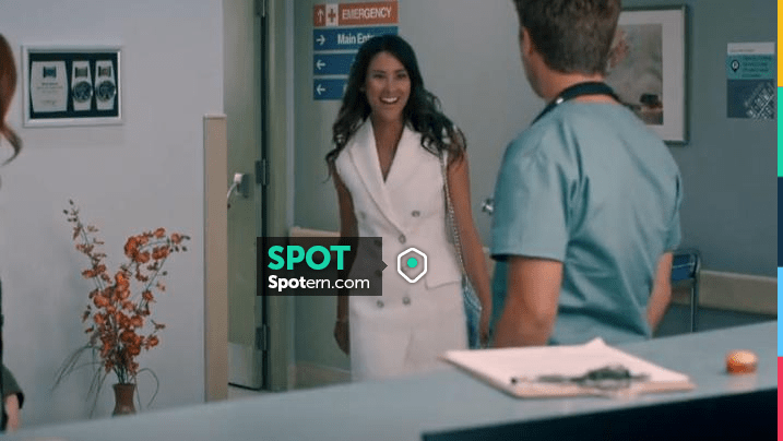 Zara Sleeveless Blazer Dress worn by Noelle Briggs (Lisa Marie DiGiacinto) as seen in The ...