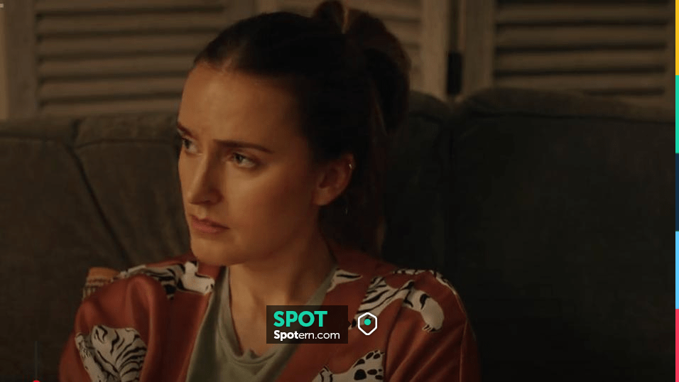 H&M Satin Bathrobe in Dusky Rose/White Tiger worn by Ashley (Rosa ...