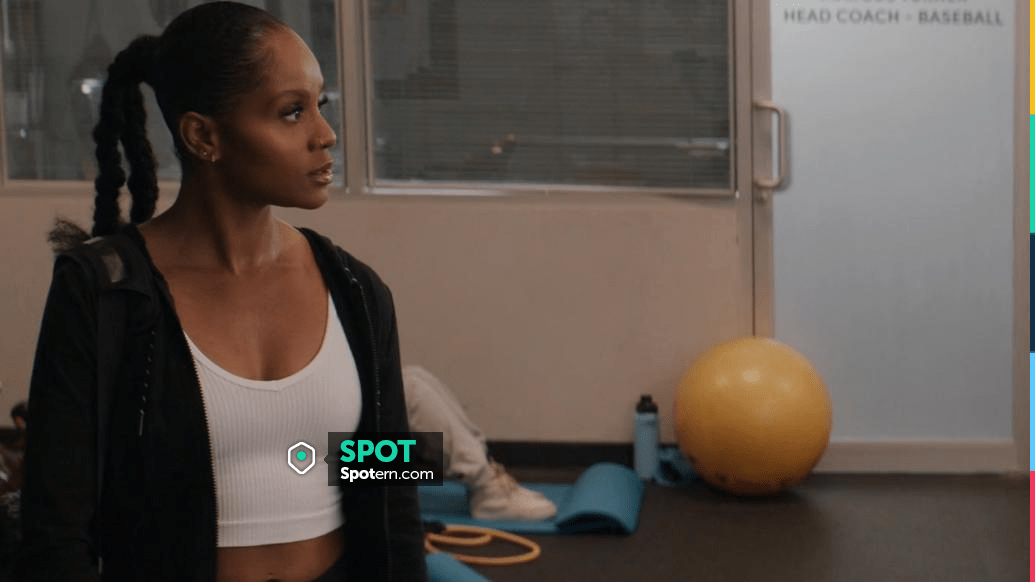 Free People Sleeveless Scoopneck Ribbed Cropped Tank worn by Simone ...