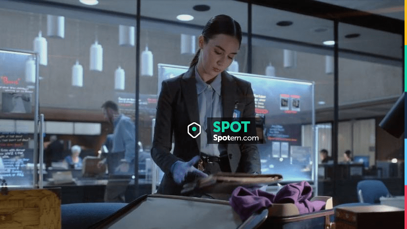 Theory Etiennette Blazer worn by Agent Ross (Lyndon Smith) as seen in ...