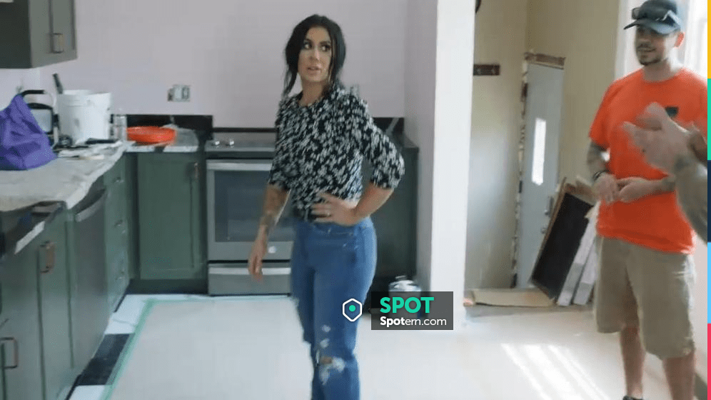 Abercrombie & Fitch Curve Love 90's Ultra High Rise Straight Jeans porté par Chelsea DeBoer ...