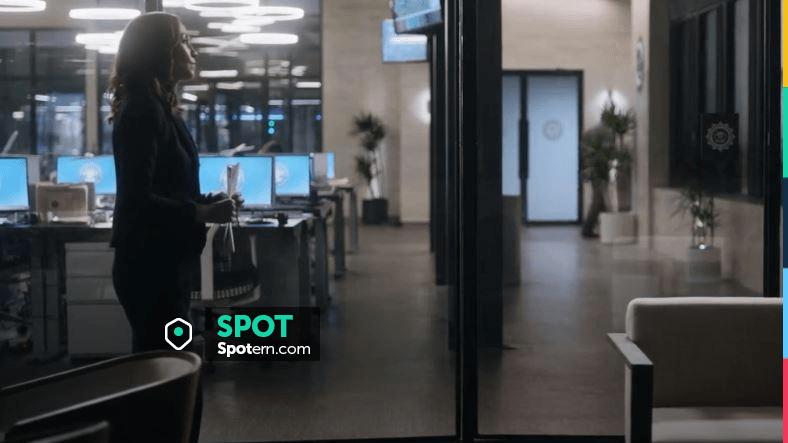 L'Agence Pilar Wide Leg Pant worn by Tracy Chiles (Courtney Ford) as ...