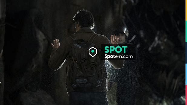 Backpack worn by Joel Miller (Pedro Pascal) as seen in The Last of Us ...
