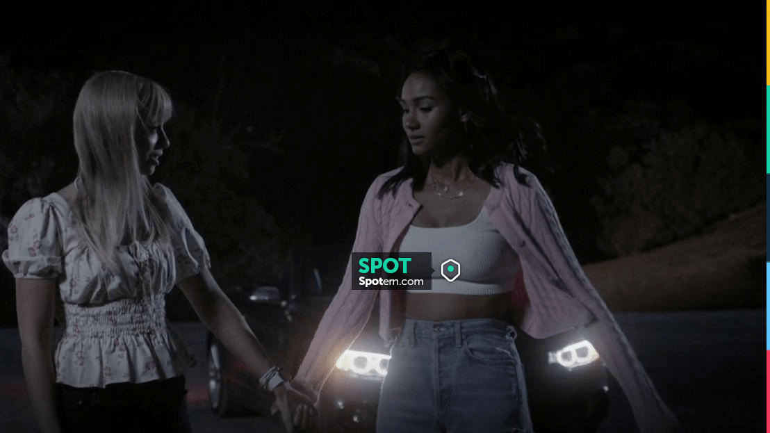 Aritzia Sculpt Knit Tank worn by Layla Keating (Greta Onieogou) as seen ...