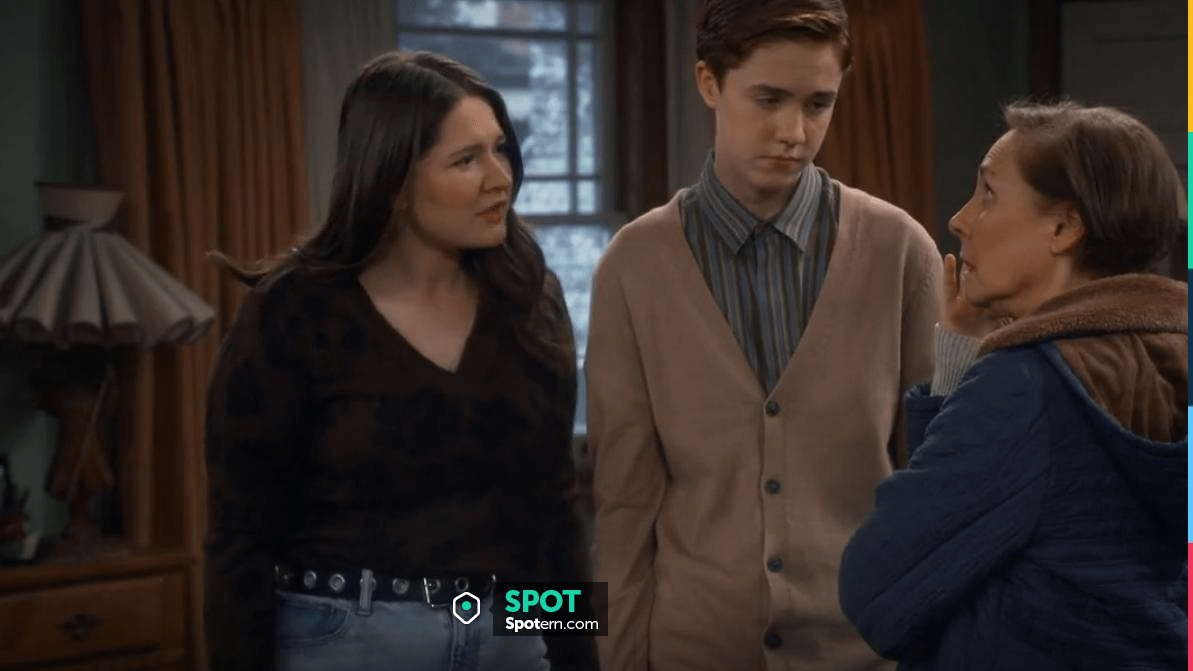 Urban Outfitters Grom­met Belt worn by Harris Conner-Healy (Emma Kenney ...