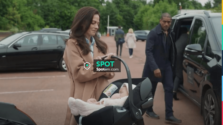 Reiss Fe­lo Belt­ed Blind­seam Coat worn by Ms Catherine MacDiarmid ...