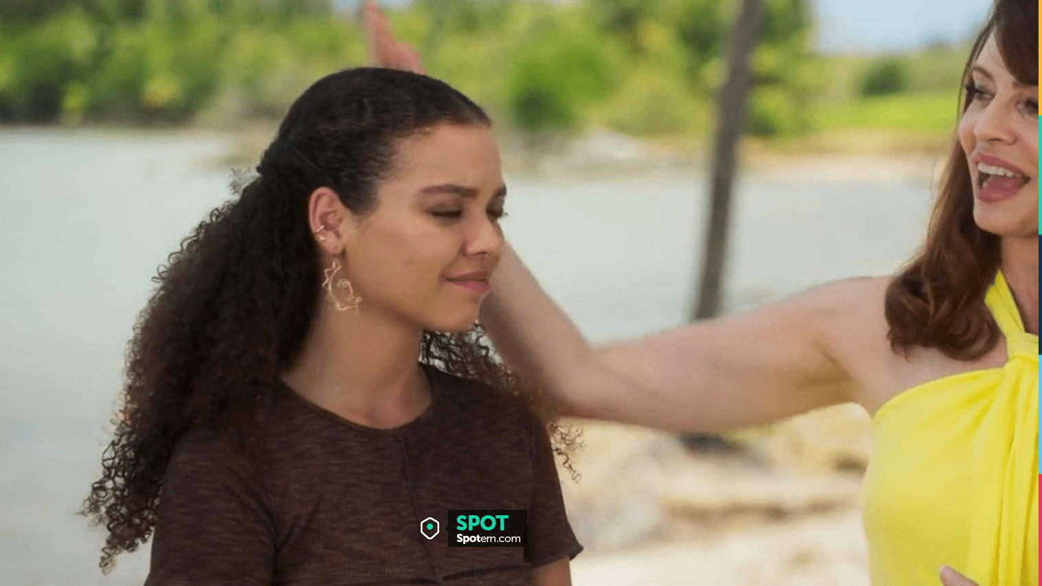 H&M Cropped Top porté par Ryeligh (Selah Austria) vu dans Fantasy ...