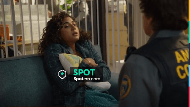 Maje Vislanda Blazer worn by Emily Price (Vella Lovell) as seen in ...