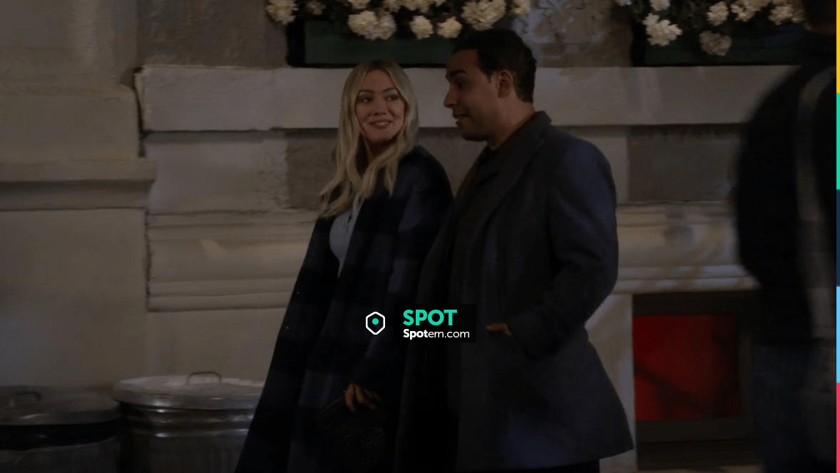 Etoile Isabel Marant Gabriel Coat worn by Sophie (Hilary Duff) as seen ...