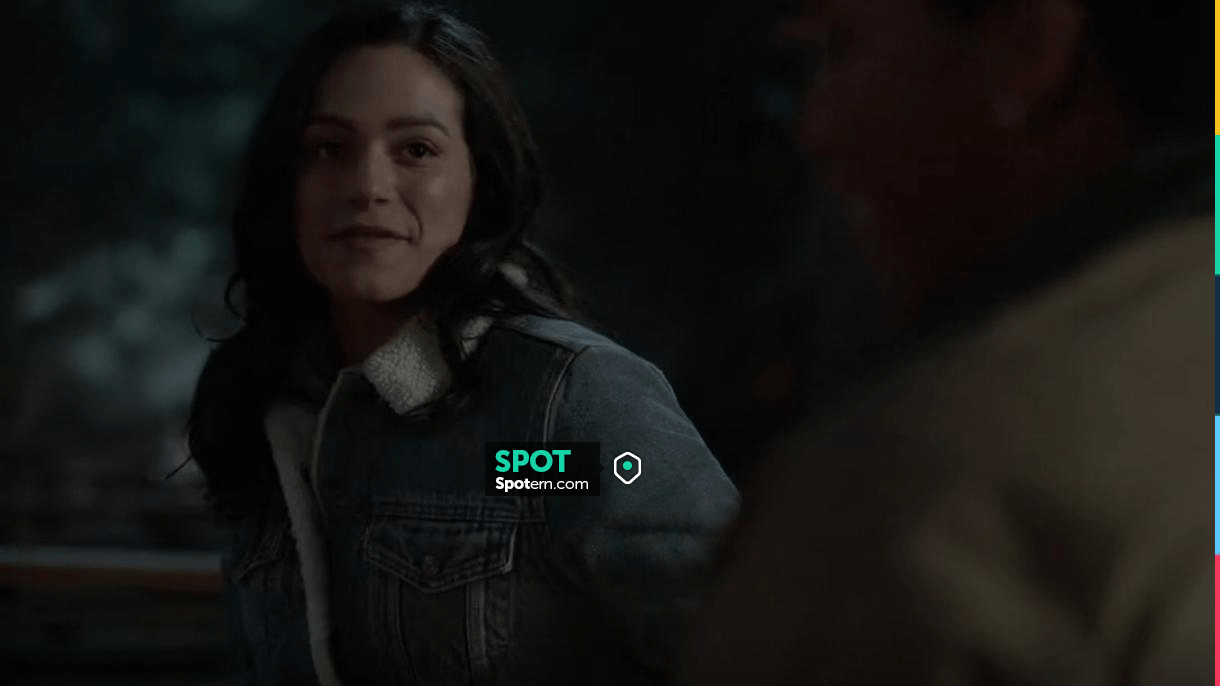 Levi's Orig­i­nal Sher­pa Truck­er worn by Gabriela Perez (Stephanie ...