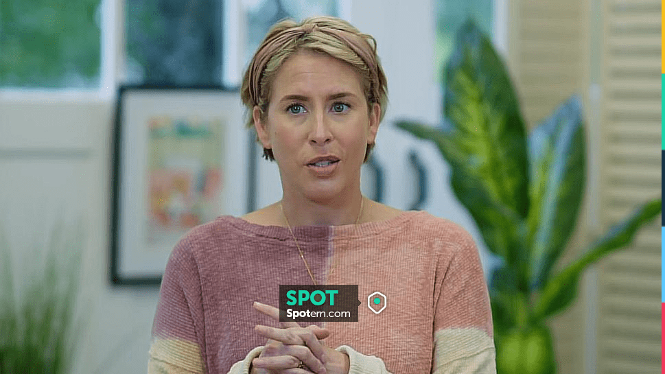 Free People Logan Tee worn by Erin Napier as seen in Home Town (S07E10 ...