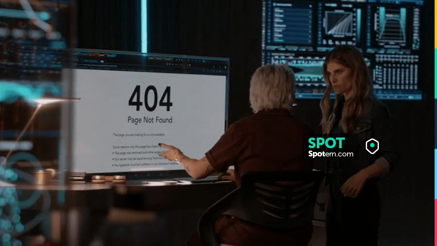 Kut From The Kloth Jacque­line Den­im Jack­et worn by (Caitlin Bassett ...