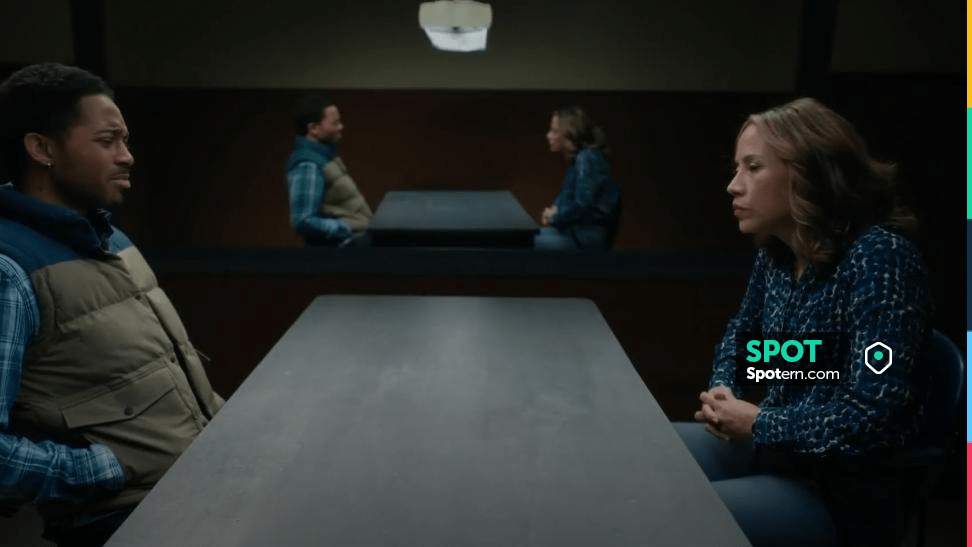 Nic + Zoe Good Vibes Live In Shirt worn by Detective Crystal Morales (Elizabeth Rodriguez) as ...