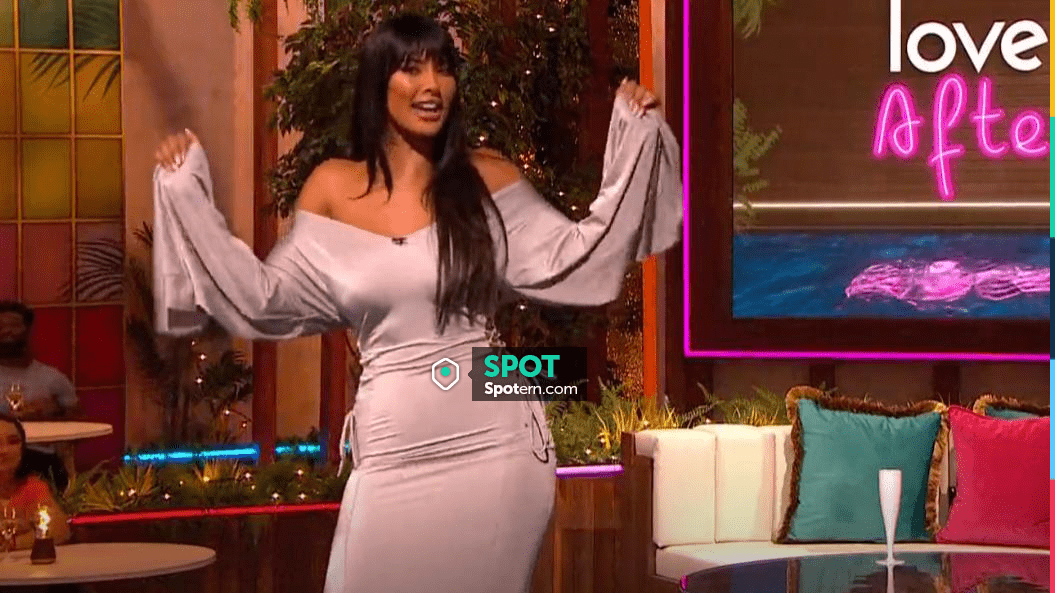 Amy Shehab Vestido de encaje a la luz de la luna usado por Maya Jama ...