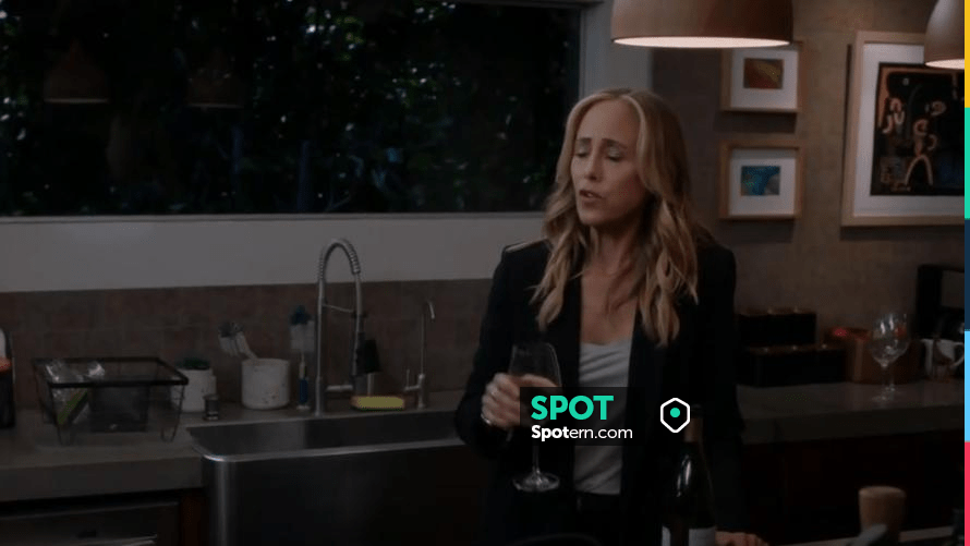 Theory Pin­stripe Boy Jack­et worn by Dr. Teddy Altman (Kim Raver) as ...