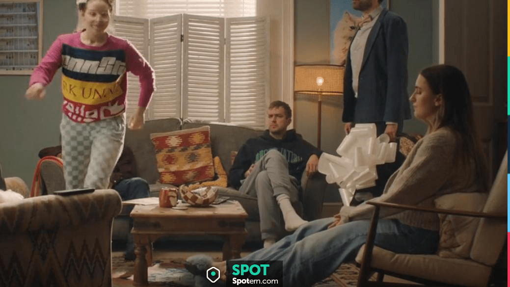 Kirin-1 Fluffy Slip­pers worn by Ashley (Rosa Robson) as seen in ...