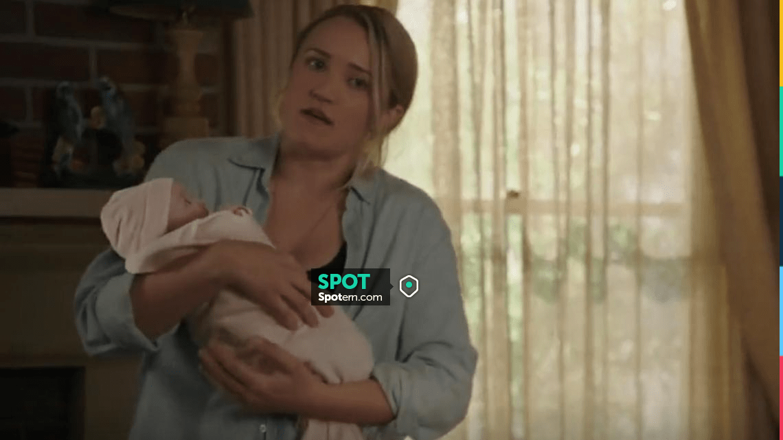 Rails In­grid Cham­bray Shirt worn by Mandy (Emily Osment) as seen in ...