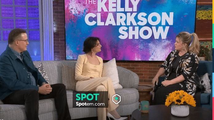 Anna Quan Stevie Pleated Wide-Leg Pants worn by Jenny Slate as seen in ...