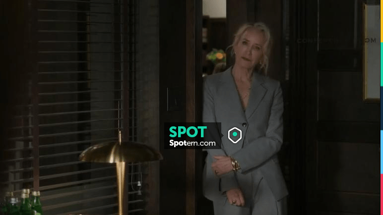 Victoria Beckham Single-Breasted Wool Jacket worn by Janet Stewart ...