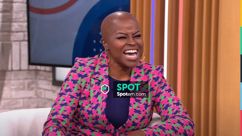 MODChic Tori Blazer worn by Kim Roxie as seen in CBS Mornings on March ...