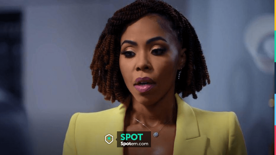 Alexander McQueen Classic Single-Breasted Suiting Blazer worn by Andrea ...