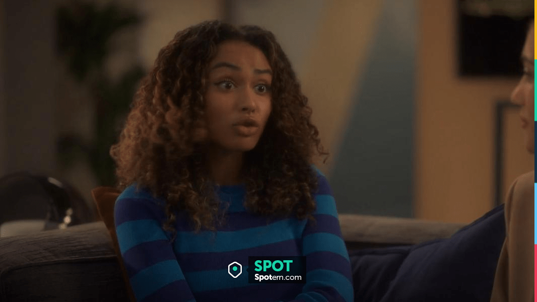 Zara Ribbed Knit Striped Sweater Blue porté par Kiela Hall (Daniella ...