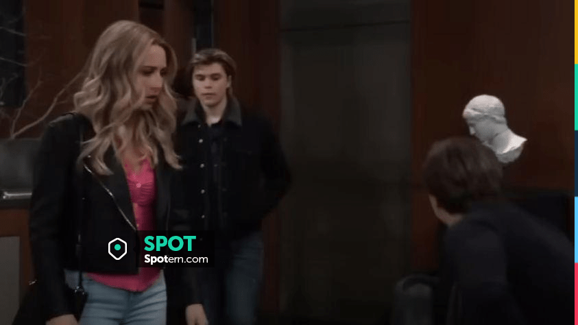 Blank NYC Meant to Be Moto Jacket porté par Josslyn Jacks (Eden McCoy) comme vu à General ...