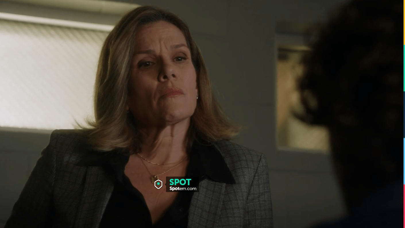 Madewell Gold Echted Necklace worn by Capt. Elaine Maynard (Claudia ...