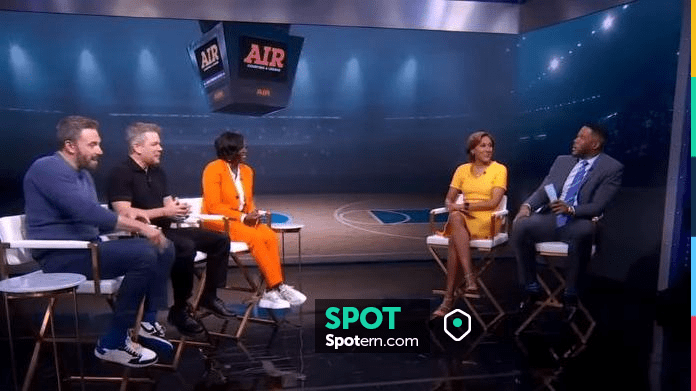Valentino Rockstud Pumps portés par Robin Roberts vus dans Good Morning ...