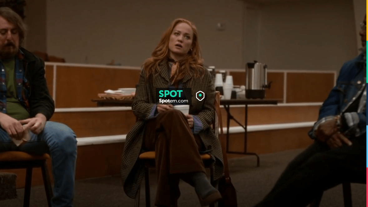 Manteau Alexachung Houndstooth Cotton Blend porté par Angie Polaski ...