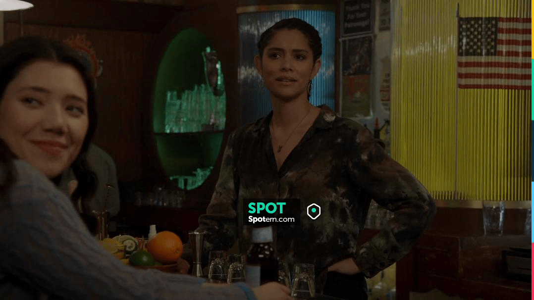 Bella Dahl Tie Dyed Flowy Shirt worn by Stella Kidd (Miranda Rae Mayo ...