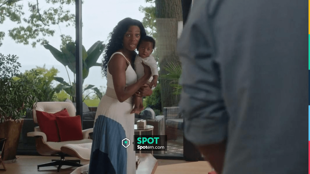 Reiss Murphy Jupe midi plissée portée par Sloane Mitchell (Enuka Okuma) vue dans Workin' Moms ...