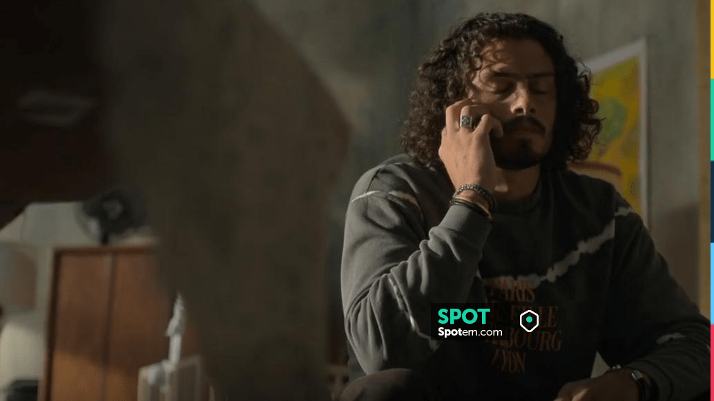 Asos Design Over­sized Sweat­shirt worn by Gael Martinez (Tommy ...